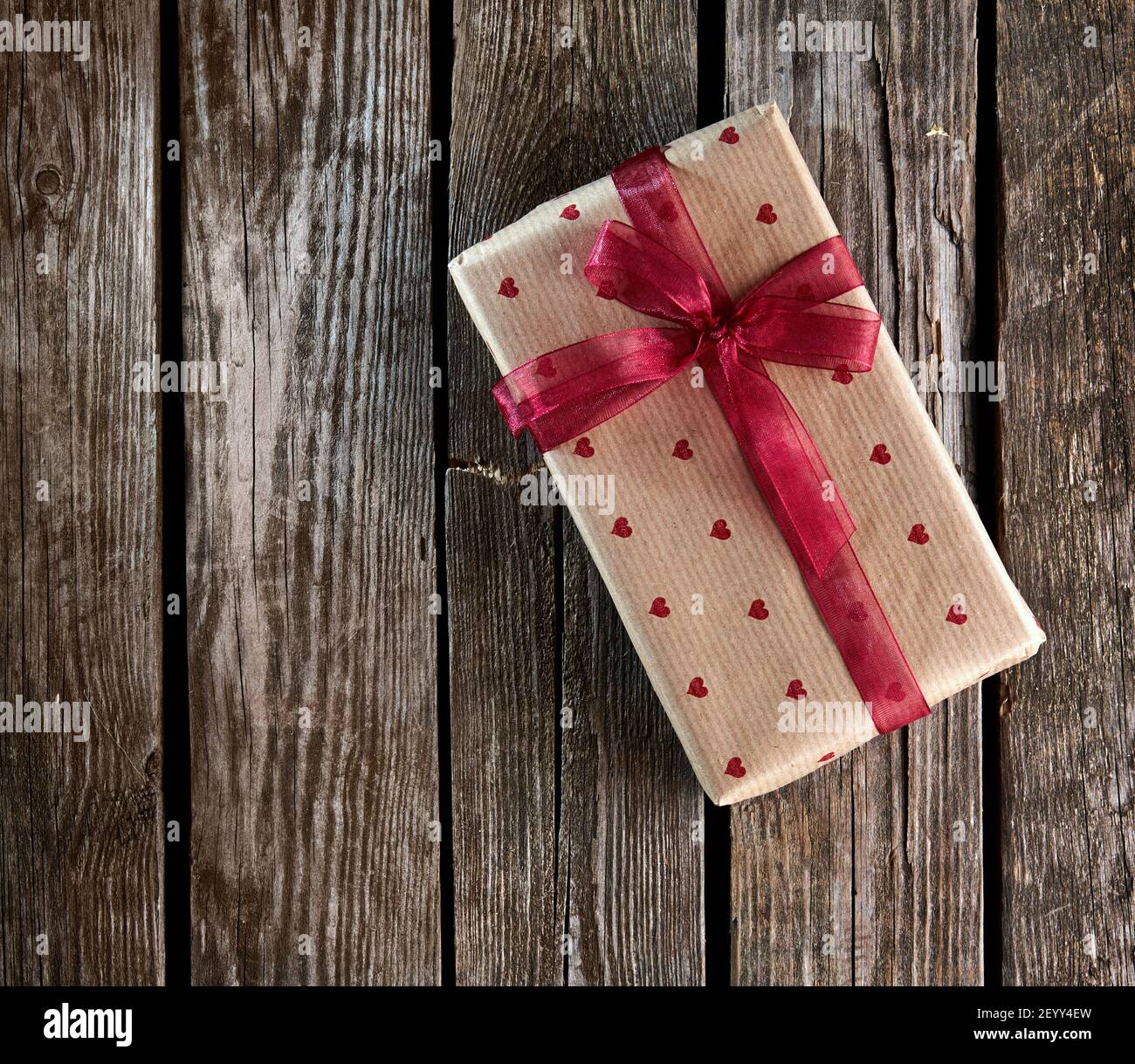 Small red ribbon hi-res stock photography and images - Alamy