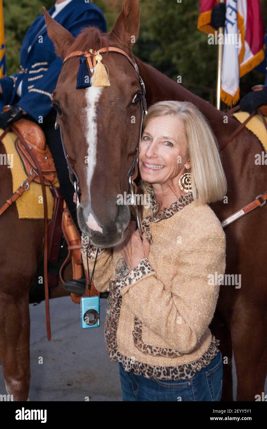 Cheryl Hill - 22 September 2012 - California -Â Heros and Horses Gala ...