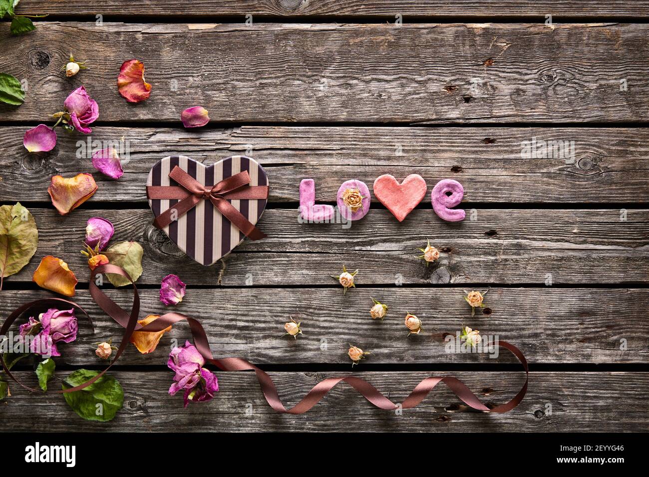 Word Love with heart Valentines Day gift box Stock Photo - Alamy
