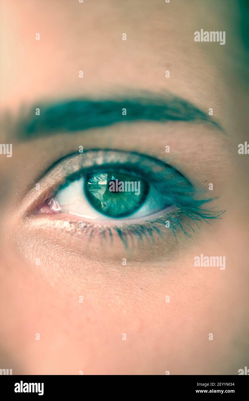 woman eye with vignette blur effect Stock Photo - Alamy