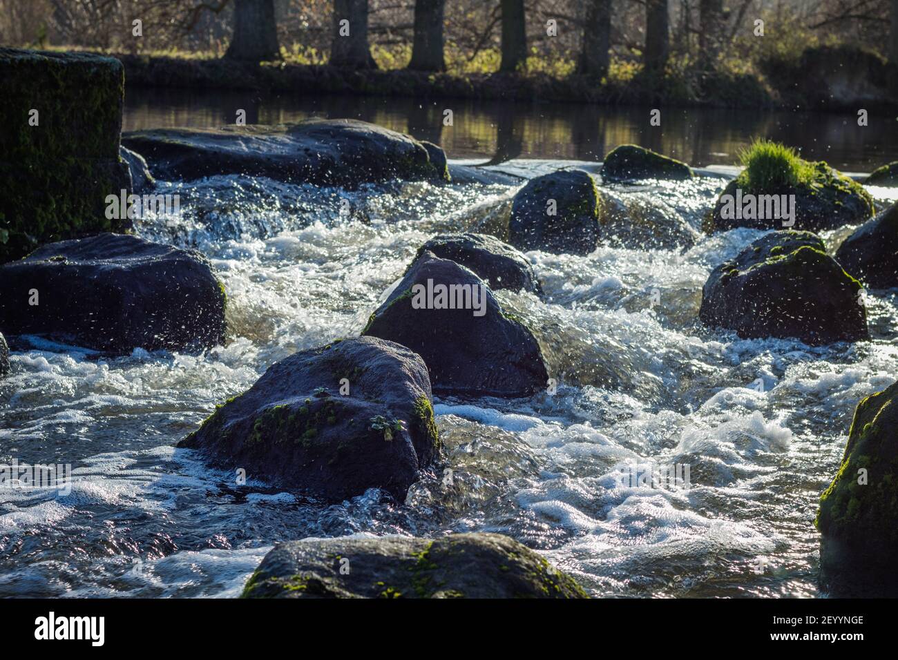 Burton on the water winter hi-res stock photography and images - Alamy