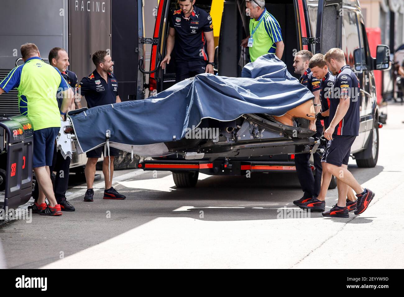 Red bull racing rb15 detail hi-res stock photography and images - Alamy