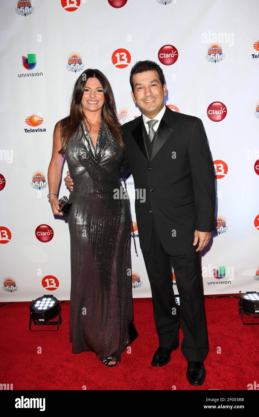 28 October 2012 - Miami, FL - Mario Andres Moreno and Barbara Bermudo ...