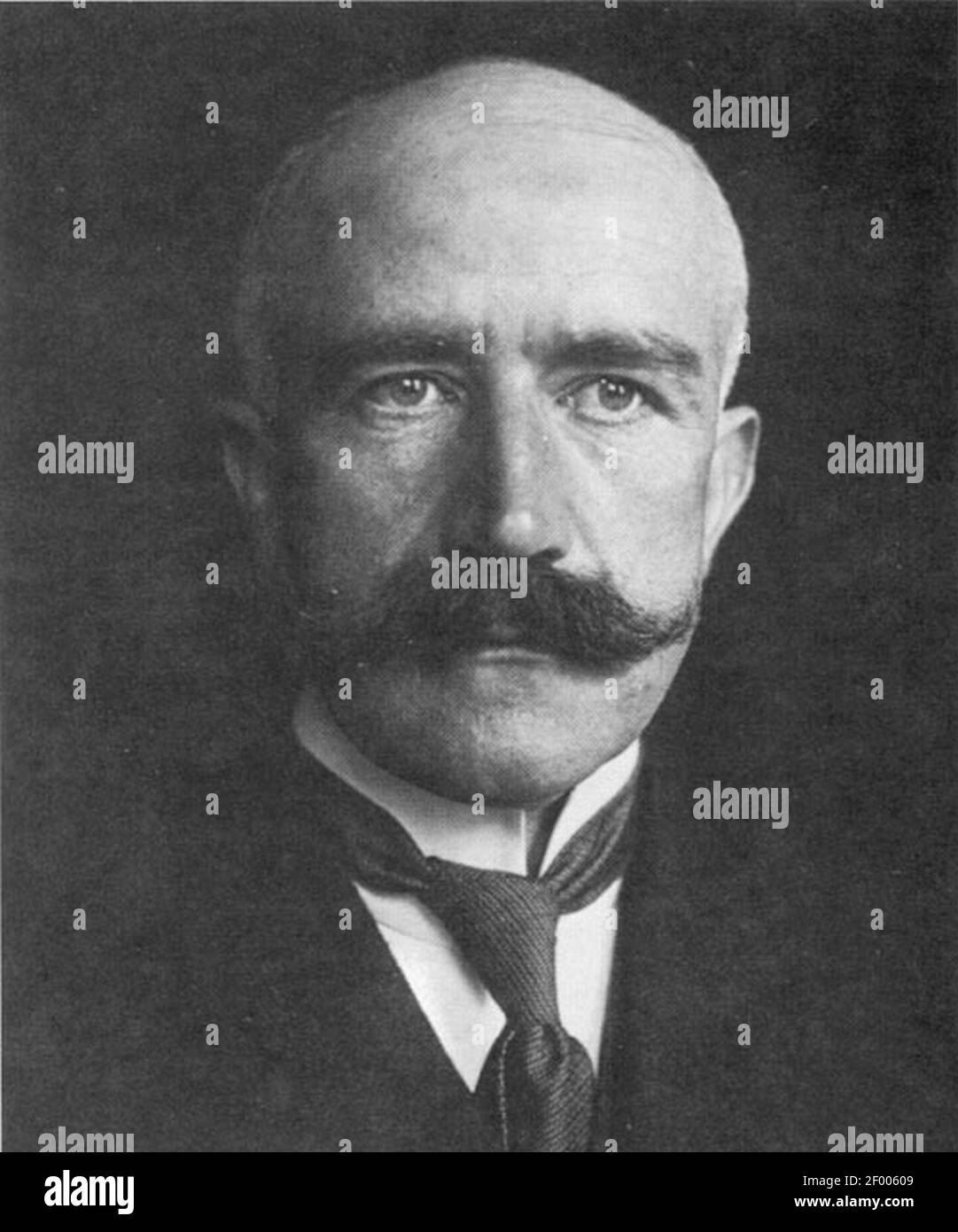 Nolf hi-res stock photography and images - Alamy