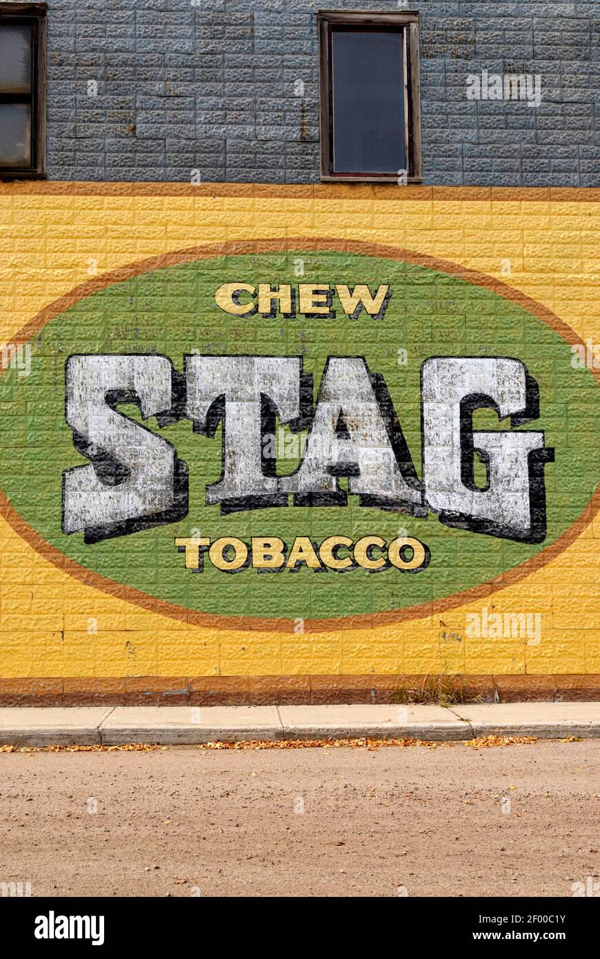 Vintage tobacco advertisement on the Prudden Mercantile Building, Botha ...