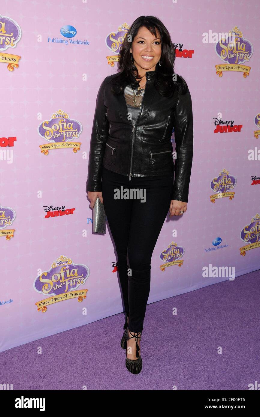 Sara ramirez los angeles premiere hi-res stock photography and images ...