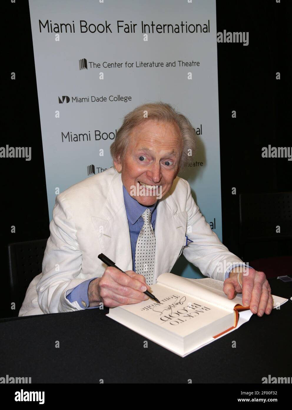 11 November 2012 - Miami, Florida - Tom Wolfe presents and signs copies ...