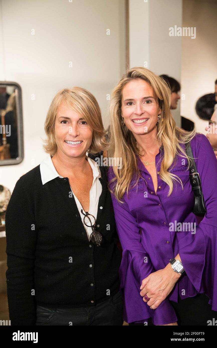 Julie Exley, Jennifer Bradley - 8 November 2012 - San Francisco, CA ...