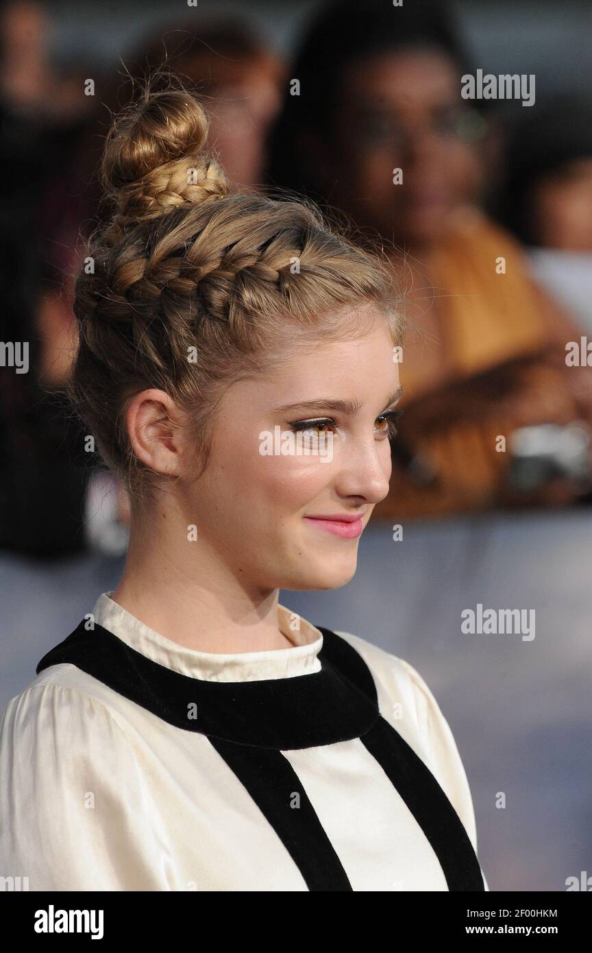Willow shields twilight saga hi-res stock photography and images - Alamy