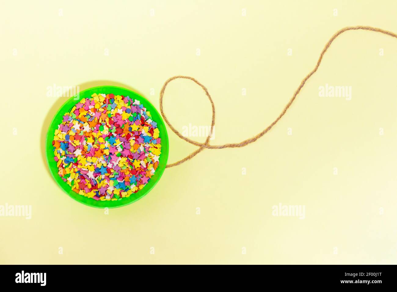 String candy hi-res stock photography and images - Alamy