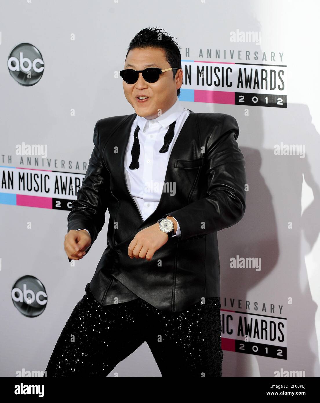 18 November 2012 - Los Angeles, CA - Singer Psy attends the 40th ...