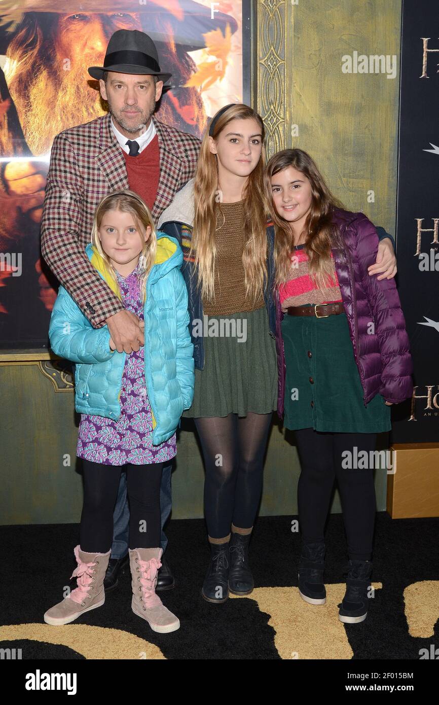 Anthony edwards and children High Resolution Stock Photography and ...