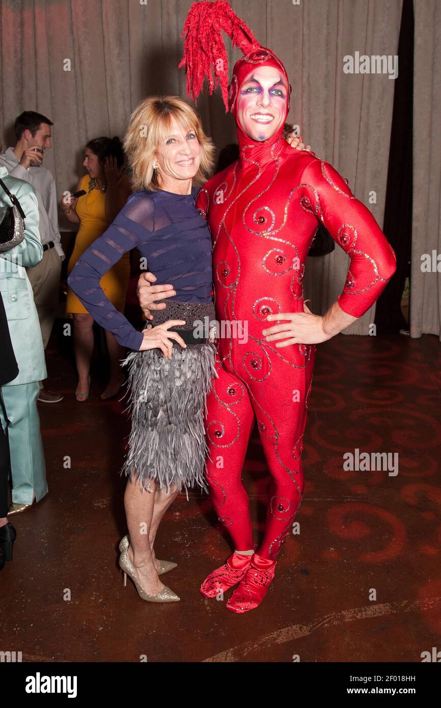 Cirque de soiree hi-res stock photography and images - Alamy