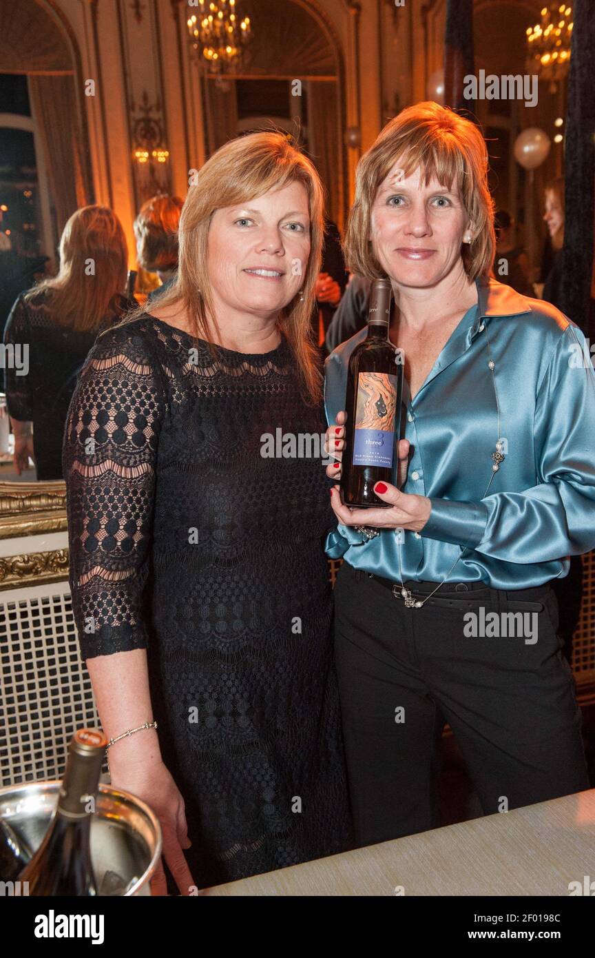 Valerie Patterson, Erin Klein - 7 December 2012 - San Francisco, CA ...