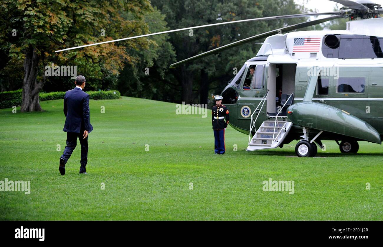 7 October 2012 - Washington, D.C - President Barack Obama walks to ...