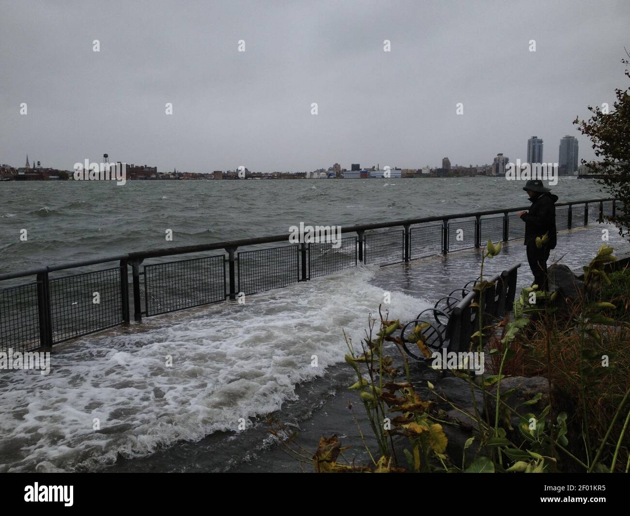 Hurricane Sandy Statue Of Liberty Wave