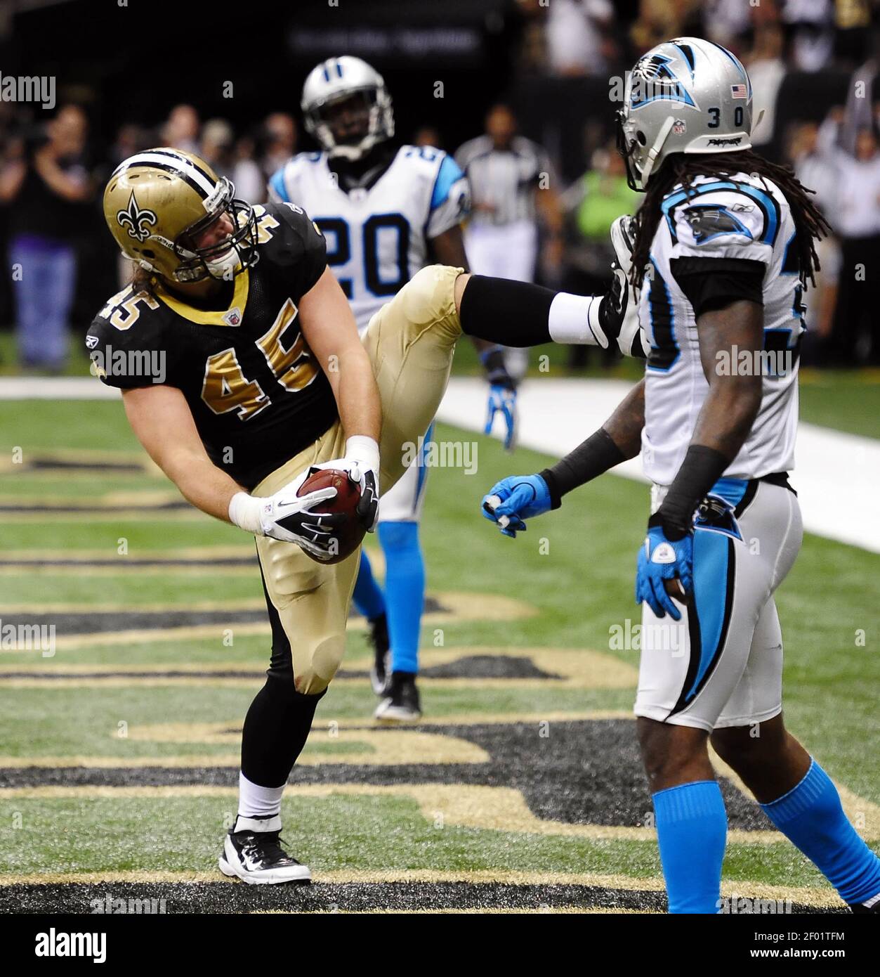 New Orleans Saints' Jed Collins (45) celebrates after scoring a ...