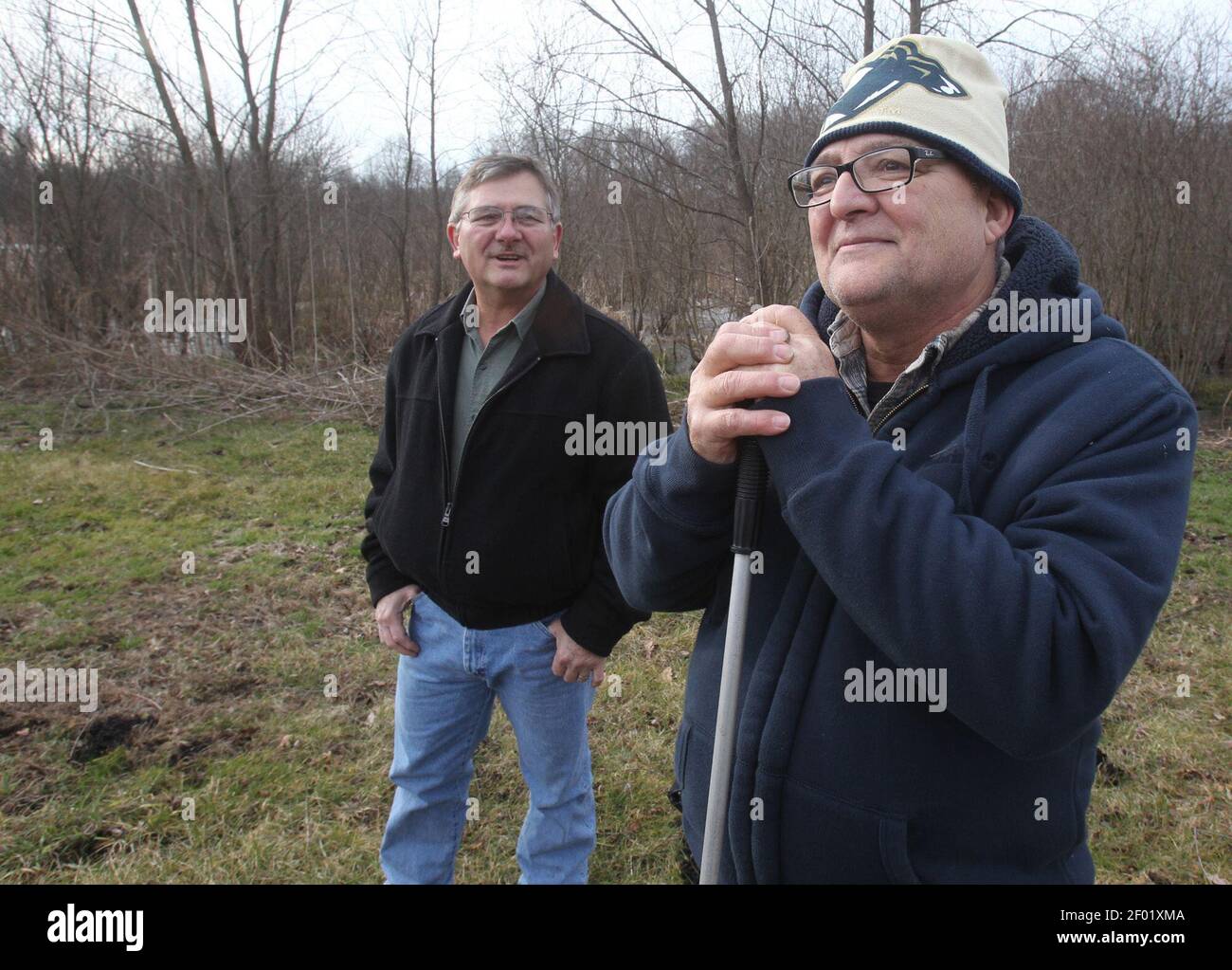 Jerry Panzner, left, and his brother, Steve, talk as they tour the ...
