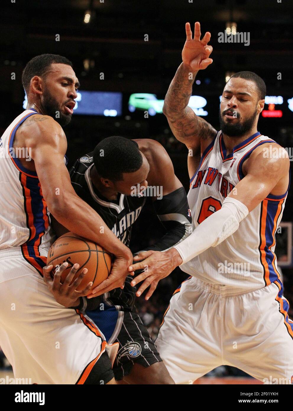 Tyson Chandler Dunks On Dwight Howard