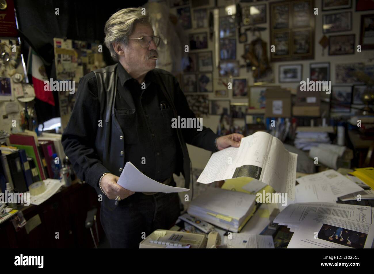 Sacramento bounty hunter Leonard Padilla has pressed convicted killer ...