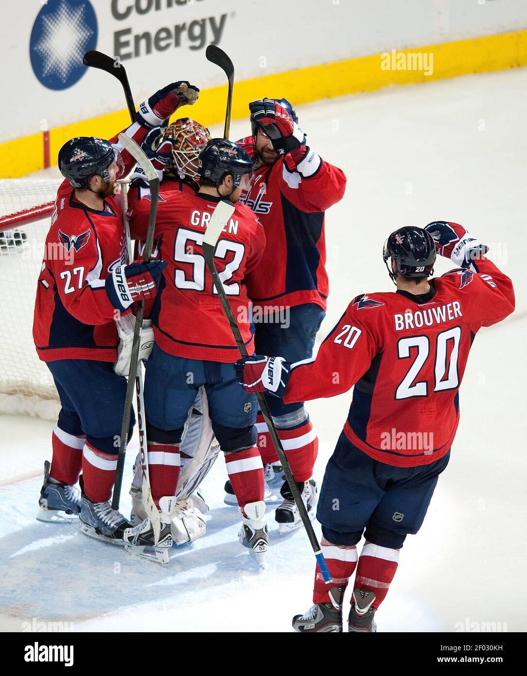 Washington Capitals goalie Braden Holtby (70) center, is congratulated ...