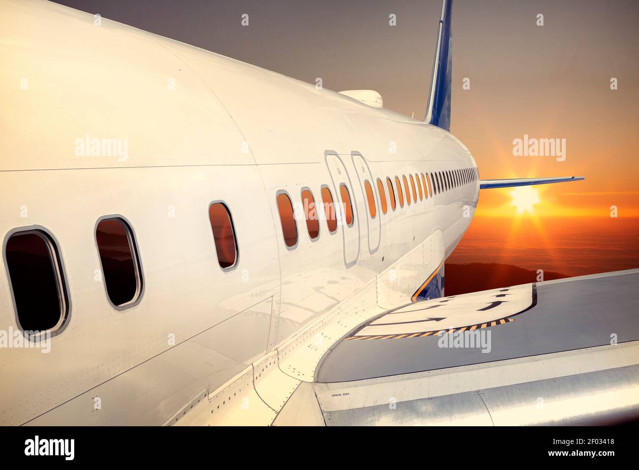 Aircraft cockpit exterior hi-res stock photography and images - Alamy