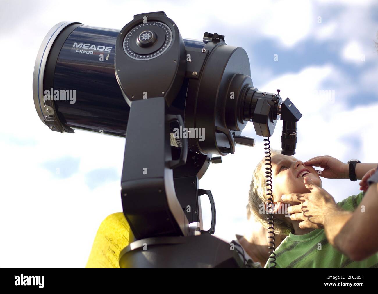 Robert calder hi-res stock photography and images - Alamy