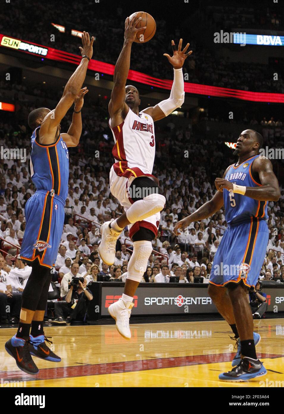 Kendrick Perkins Dunks On Dwyane Wade