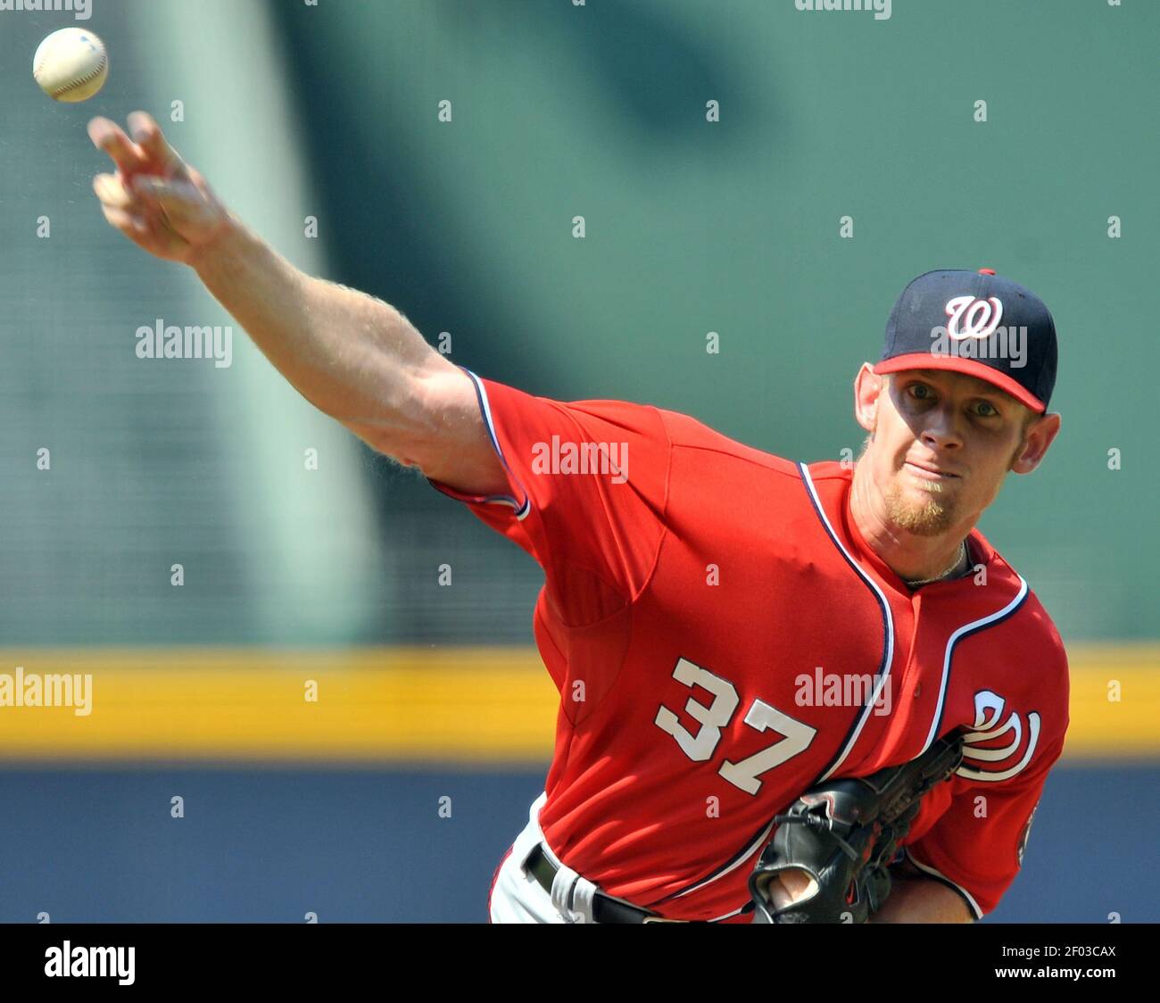 Washington Nationals starting pitcher Stephen Strasburg throws against ...