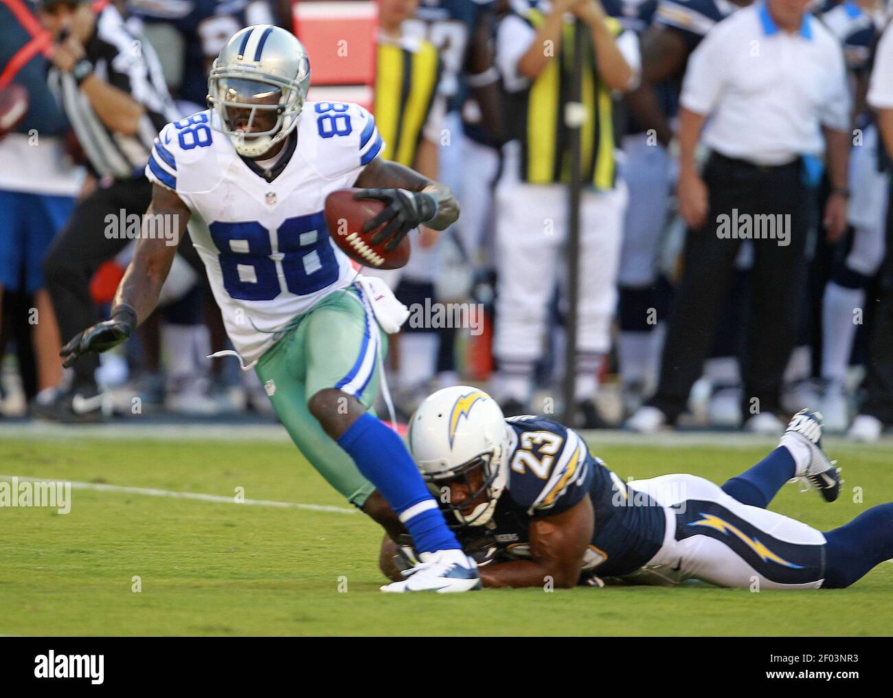 Dallas Cowboys wide receiver Dez Bryant (88) makes a catch for a first ...