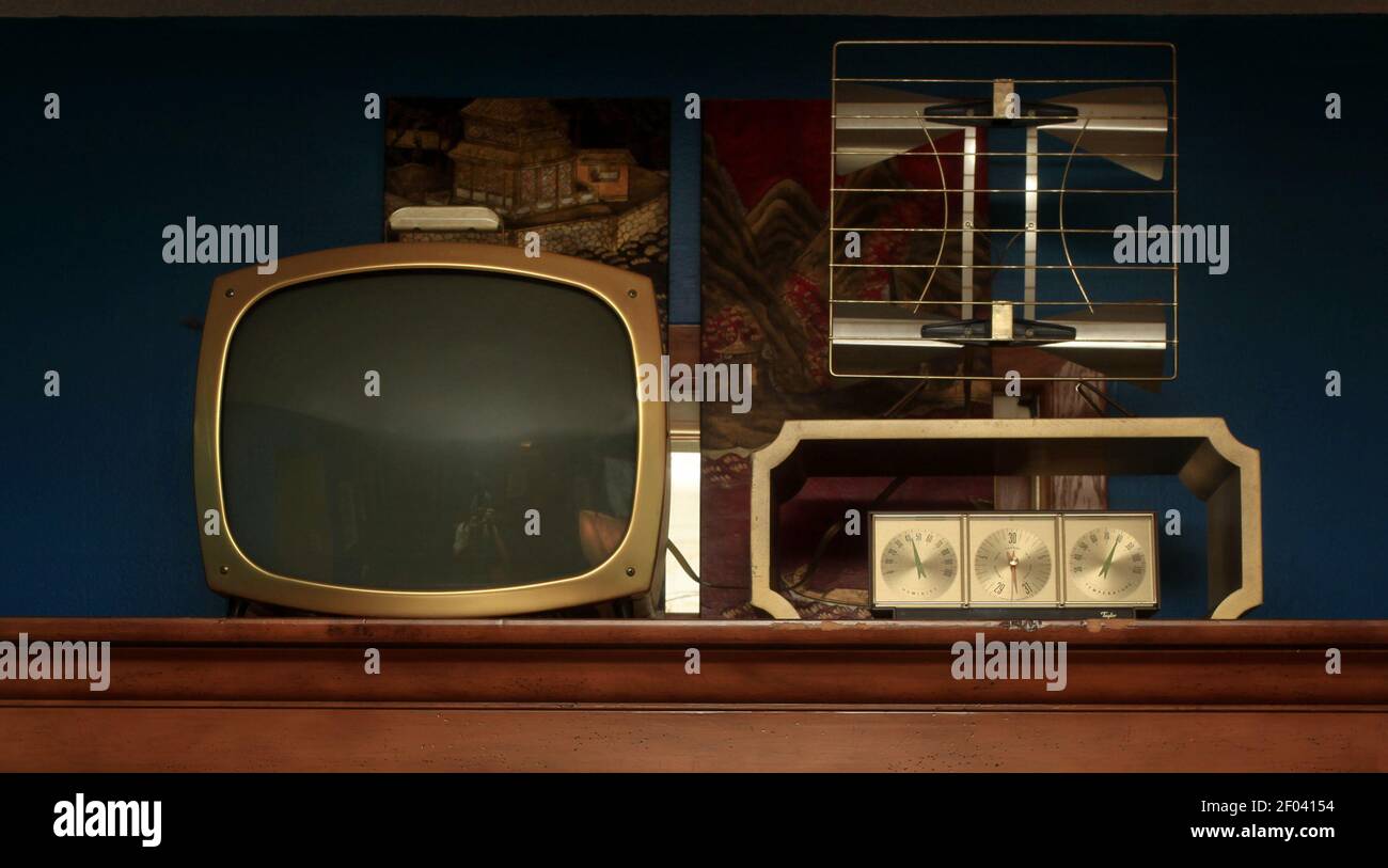 Setchell-Carlson 1950s TV with antenna pictured in Jon and Trixi Hunt's ...