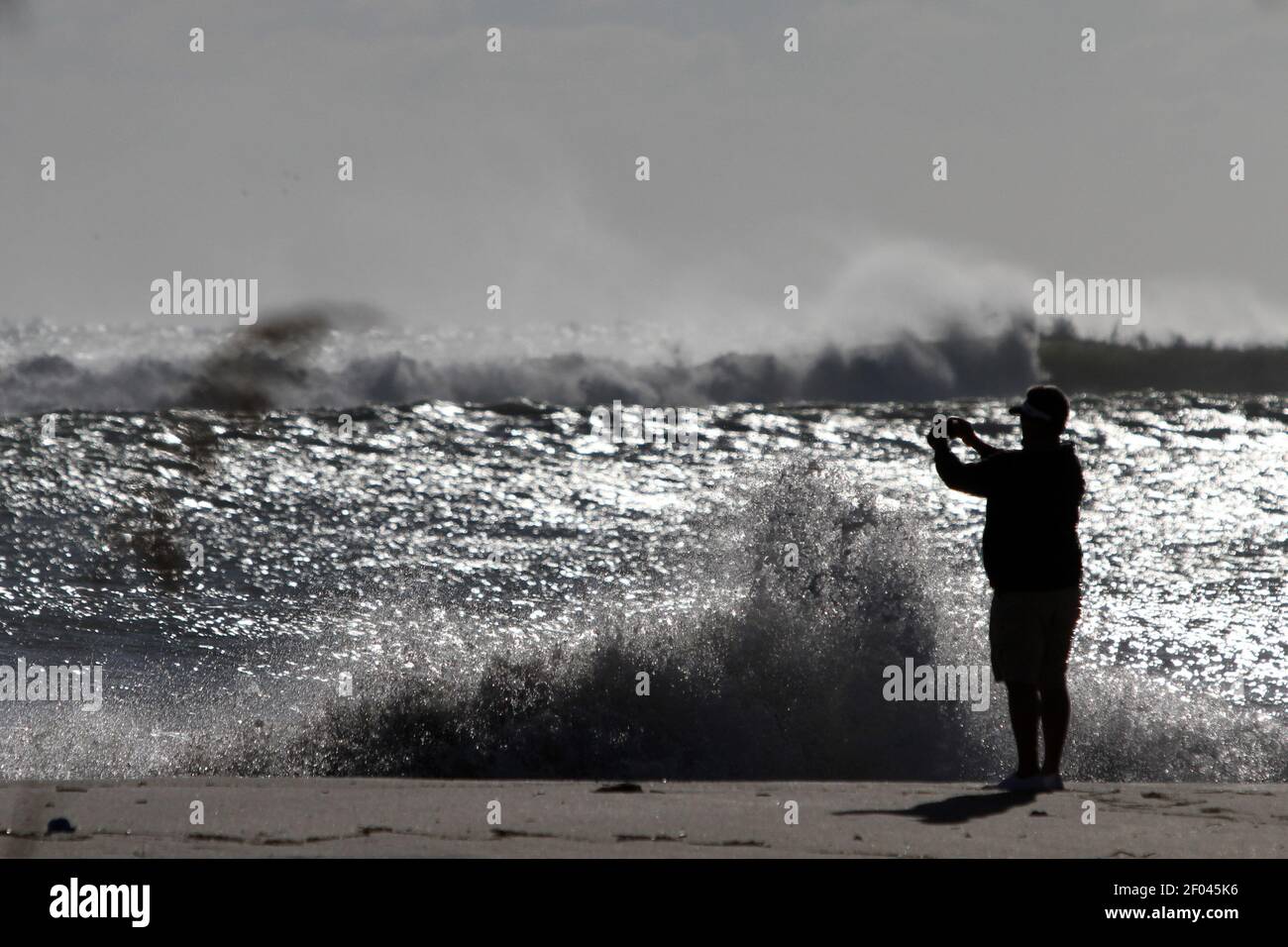 A beachgoer photographs a spectacular display of wind and waves on ...