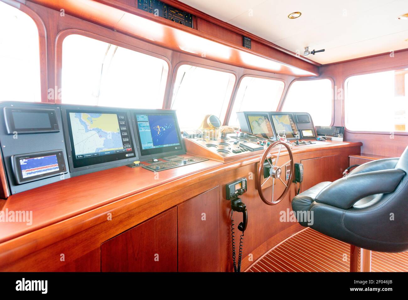 Engine control room inside cruise hi-res stock photography and images ...