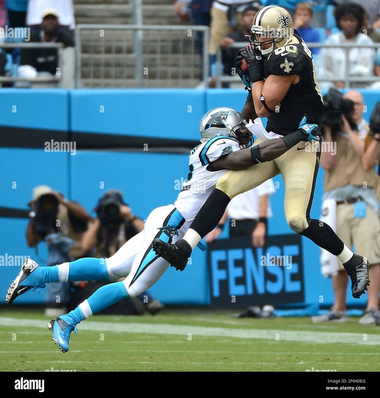 Carolina Panthers (52) linebacker Jon Beason tries to make the tackle ...