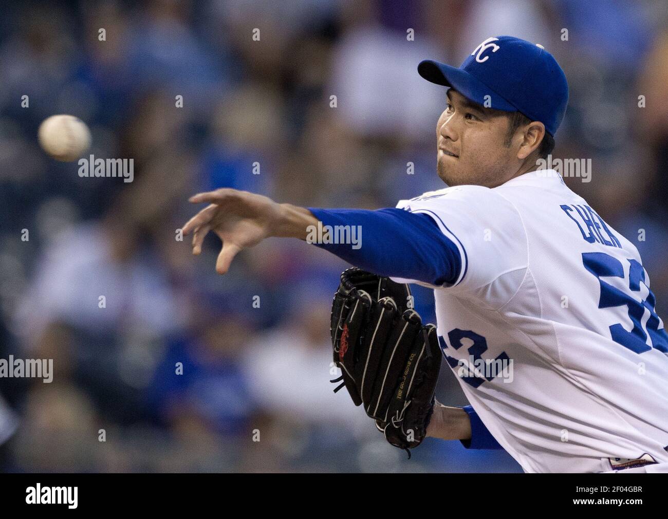 Kansas City Royals starting pitcher Bruce Chen throws in the first ...