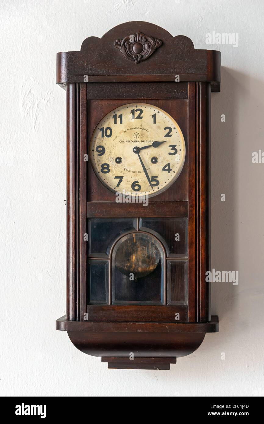 Antique wall clock hi-res stock photography and images - Alamy