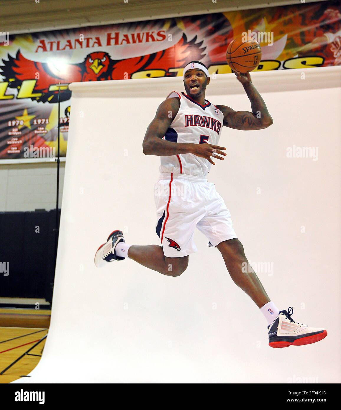 Atlanta Hawks forward Josh Smith poses for photos during Hawks' media ...