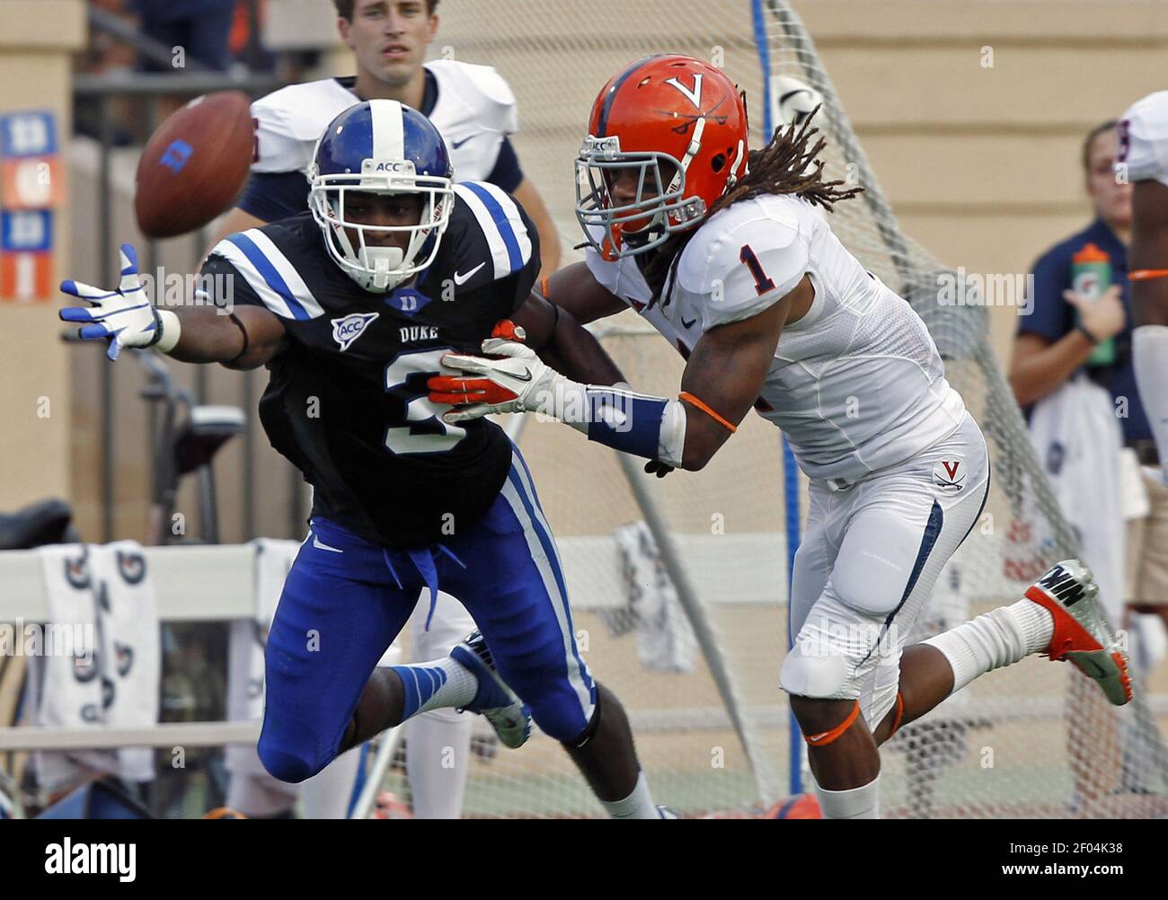 Duke wide receiver Jamison Crowder (3) can't quite haul in a pass in ...