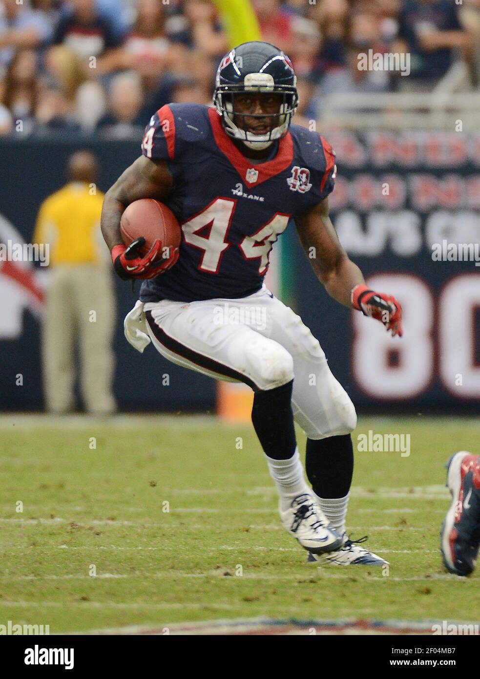 Ben Tate (44) of the Houston Texans makes a run against the Tennessee ...