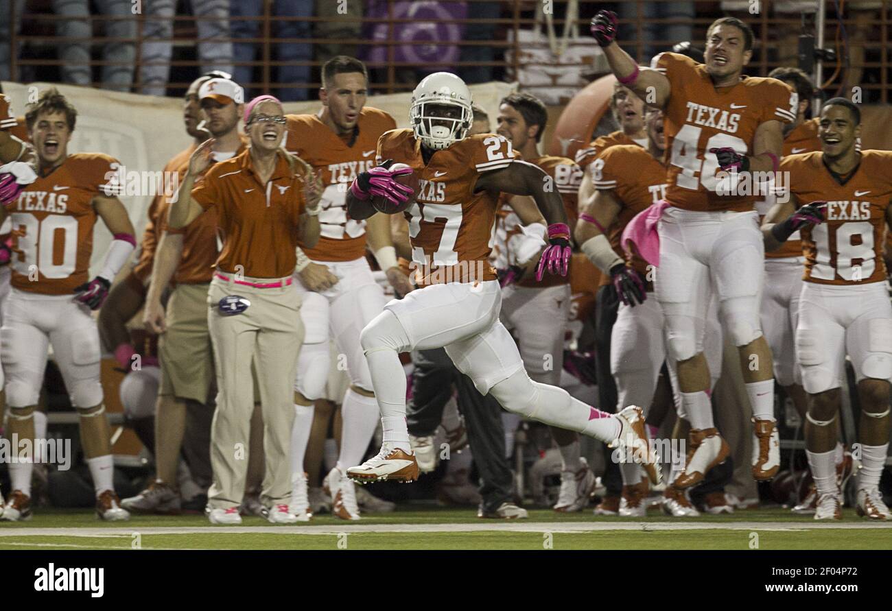 Texas running back Daje Johnson runs for a touchdown in the first ...