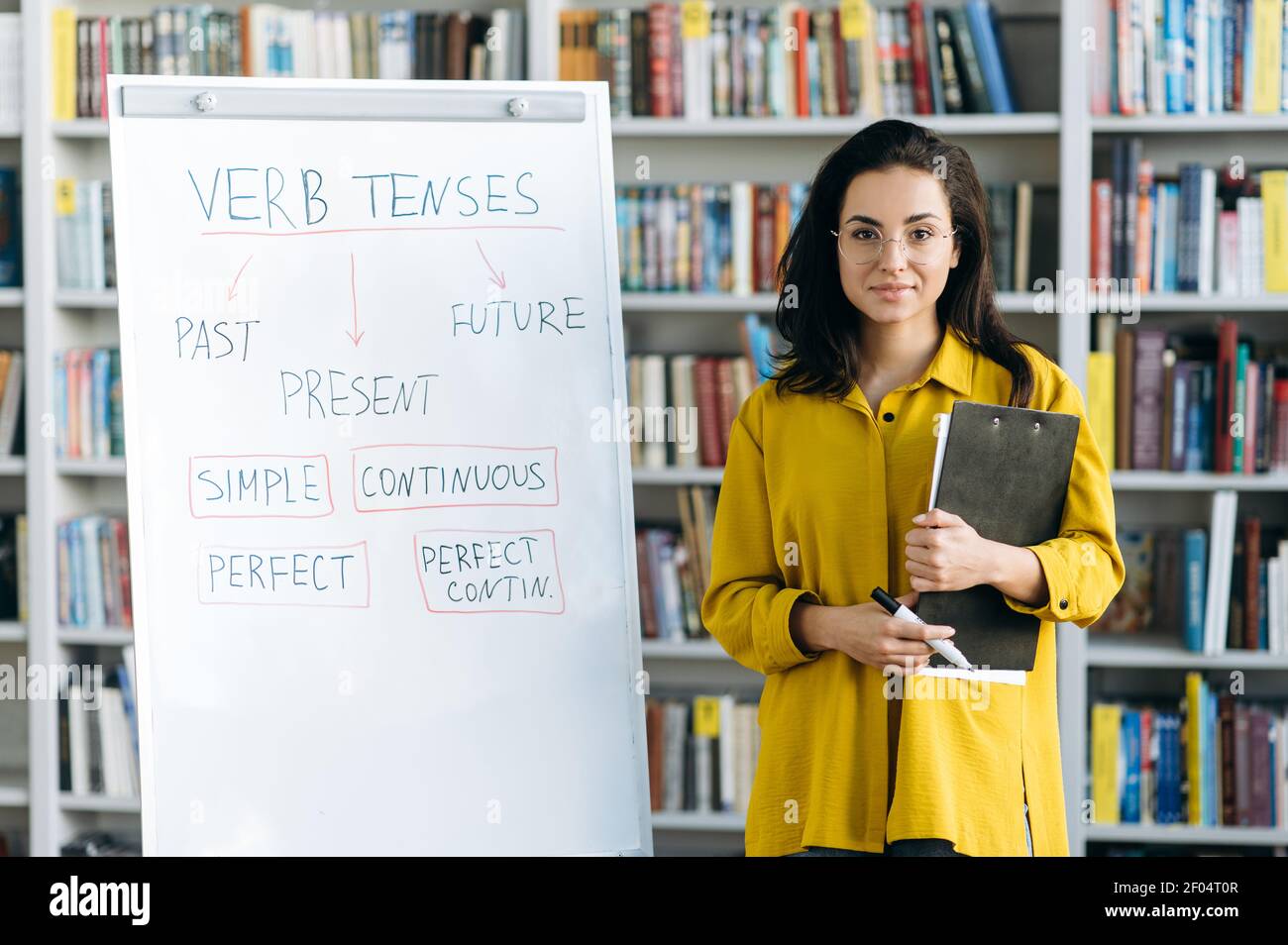 Female tutor and woman student hi-res stock photography and images - Alamy