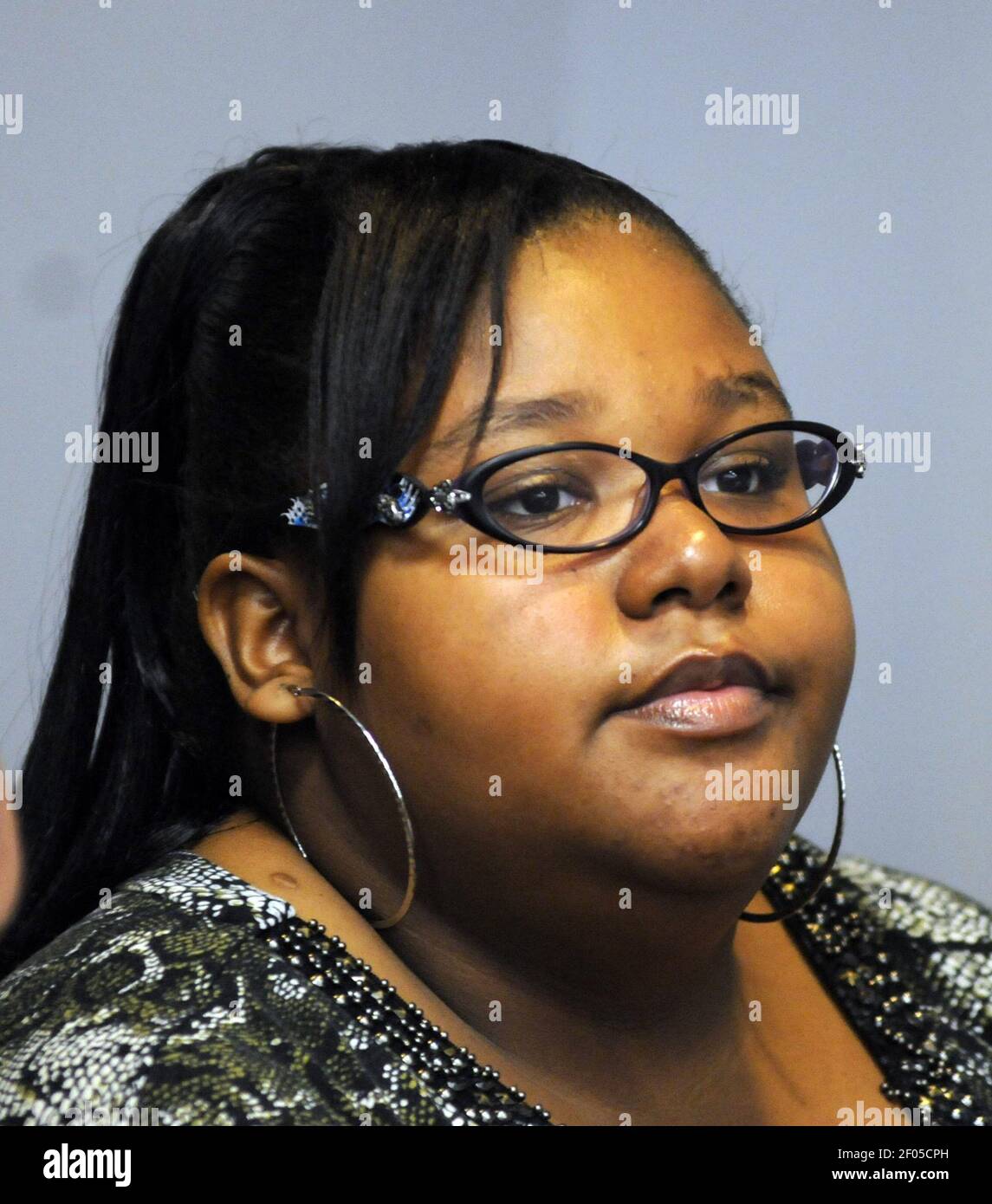 Brandy Sims, 18, sister of Rilya Wilson, watches court proceedings ...