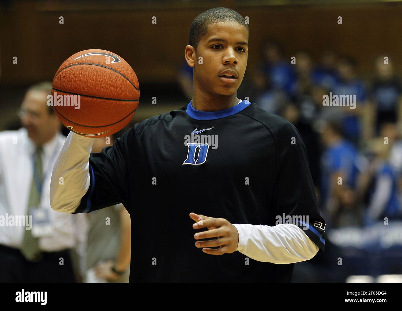 Duke guard Andre Dawkins (20) warms up before the game against St. John ...