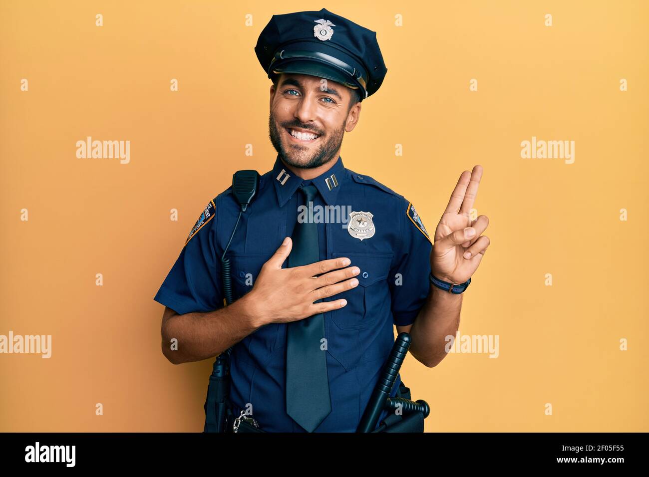 Pledge of allegiance police uniform hi-res stock photography and images ...