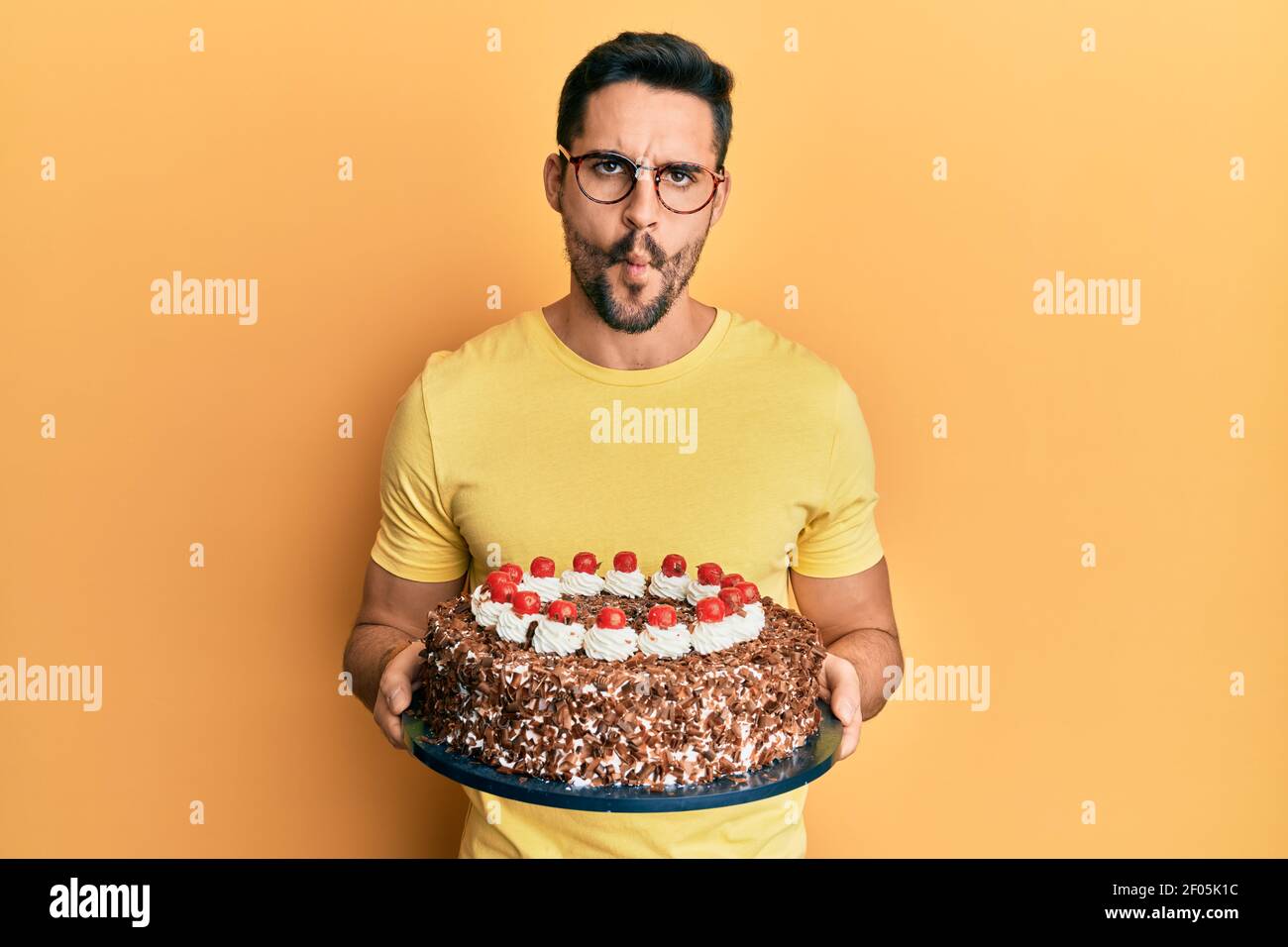 Laughing man chocolate facial hi-res stock photography and images - Alamy