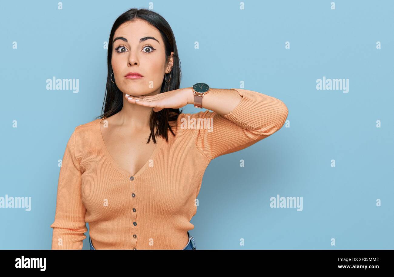 Cut throat gesture hi-res stock photography and images - Alamy