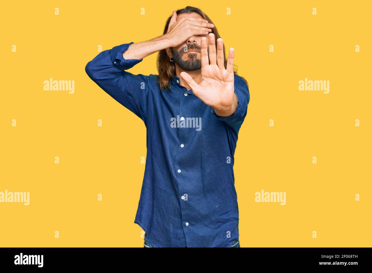 Person clothes embarrass hi-res stock photography and images - Alamy