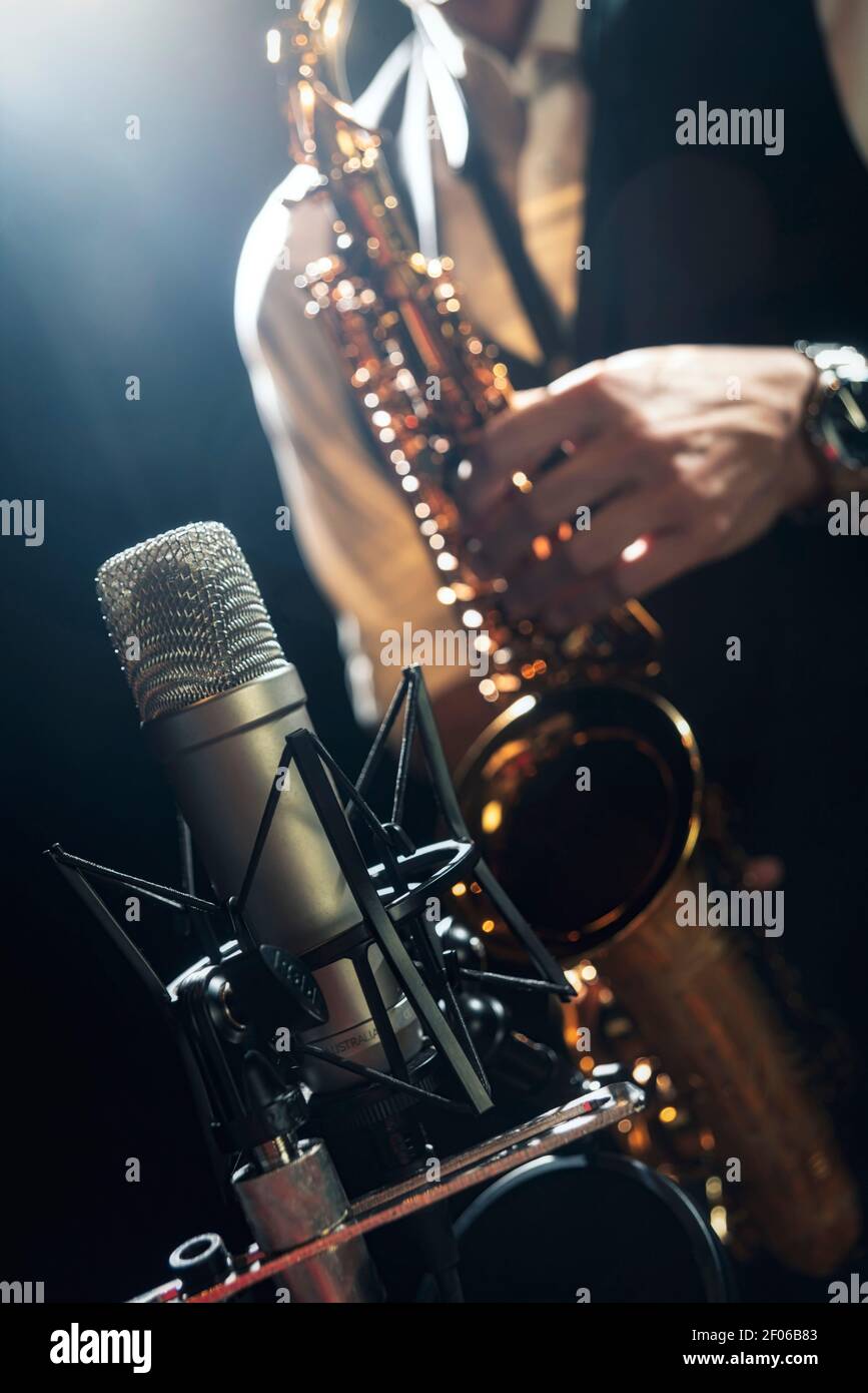 Microphone stage talent man male hi-res stock photography and images ...