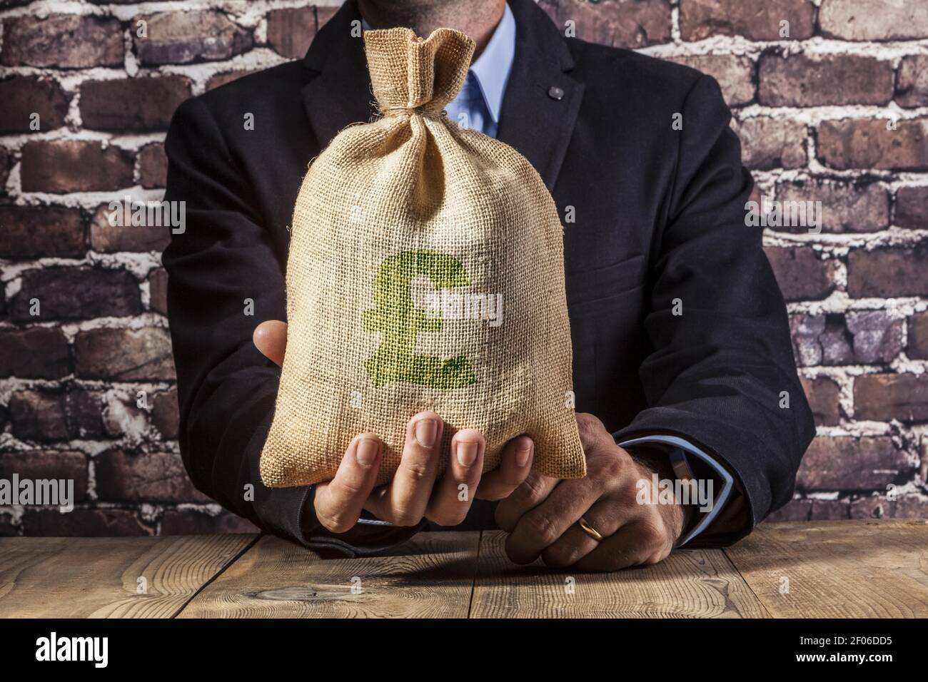 Green Pound Money Stock Photo - Alamy