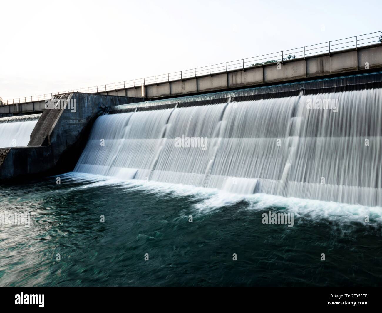 Long lake dam spillway hi-res stock photography and images - Alamy